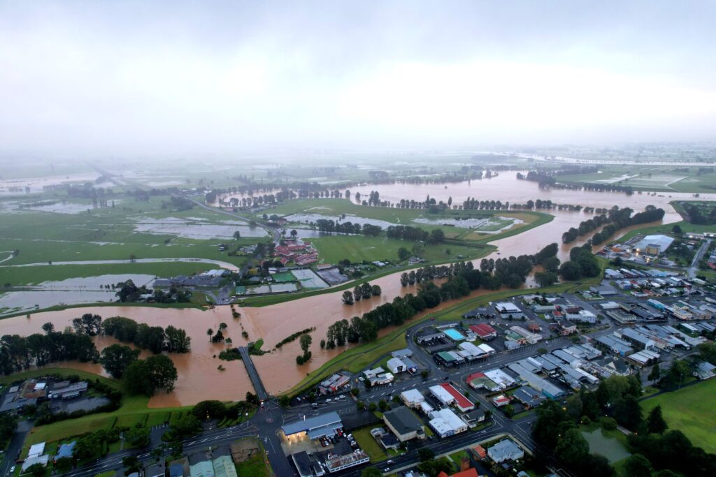 Stopbank to Stopbank: Flood protection worked ‘magically’ – The Valley ...