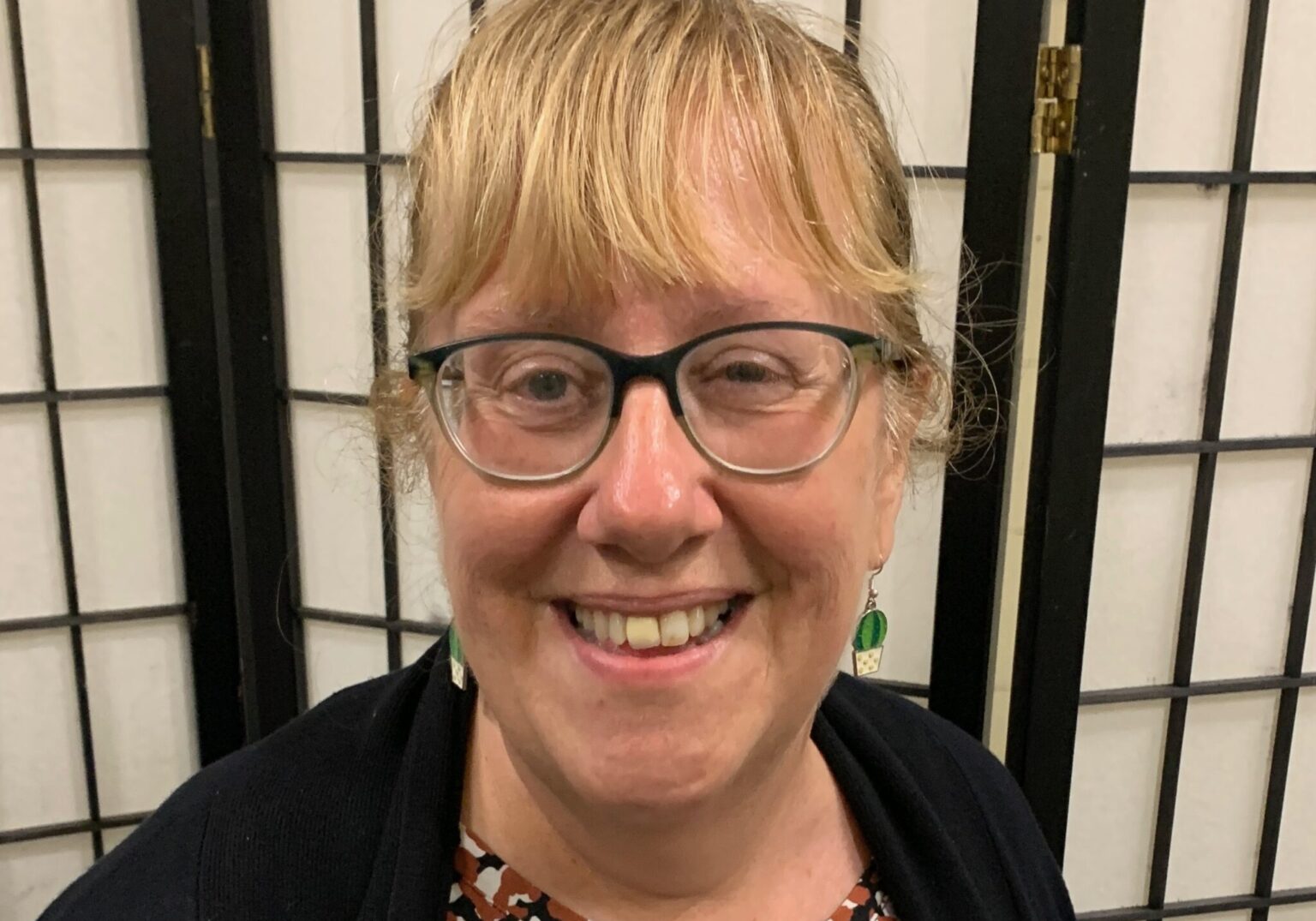 Actress sits in directors chair for show – The Valley Profile