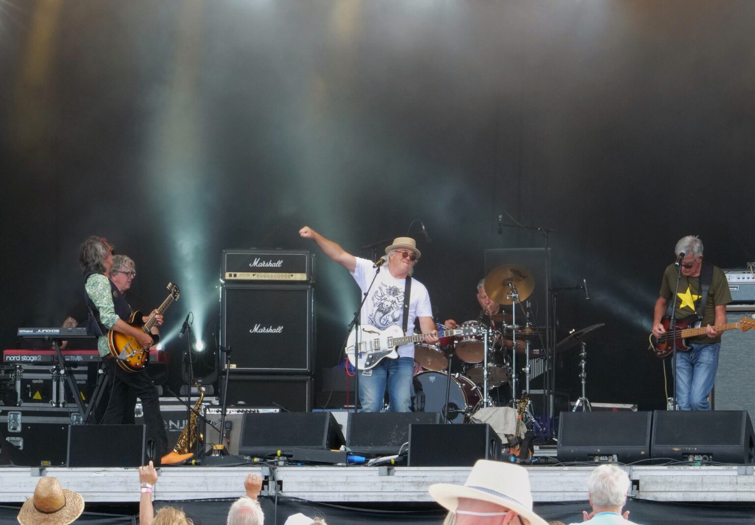 Hello Sailor sets sail for Waihī Beach – The Valley Profile