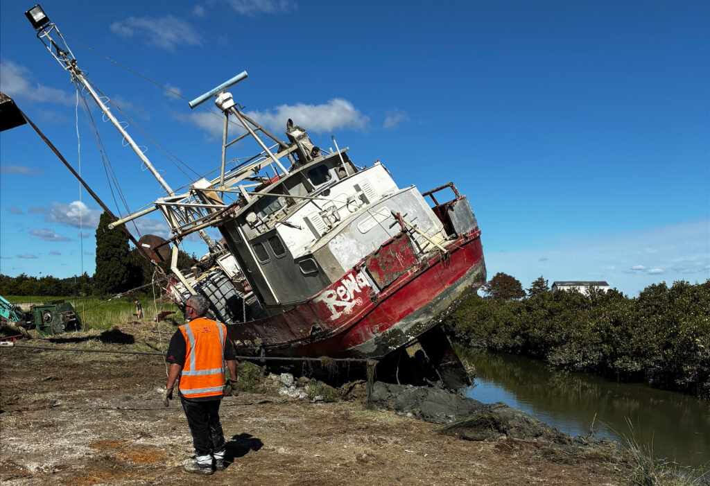 Boat salvage complete with five figure bill – The Valley Profile